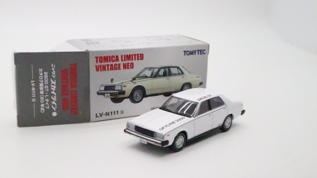 Tomica Tomytec LV-N111b Nissan Skyline 280D GT-L Type 1980 WHITE, 興趣及遊戲, 玩具 & 遊戲類 - Carousell