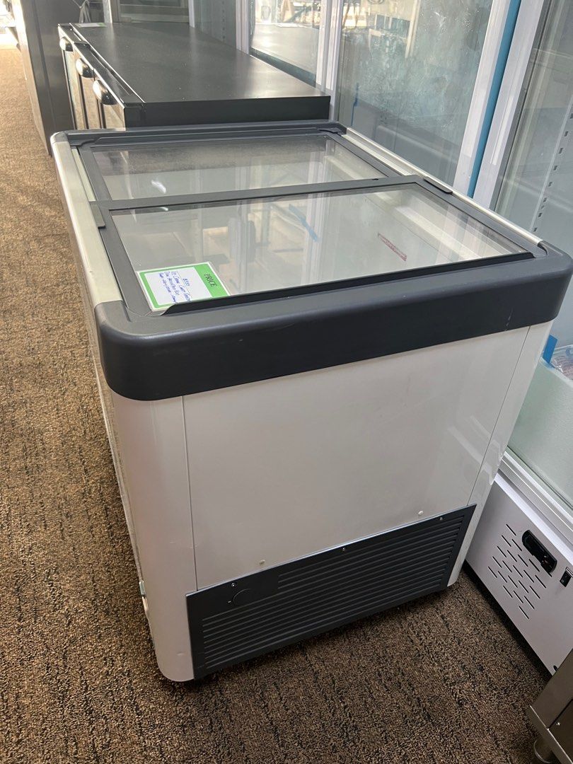 Very New Liebherr 3Ft ice cream freezer/Sliding Glass Door Freezer ...