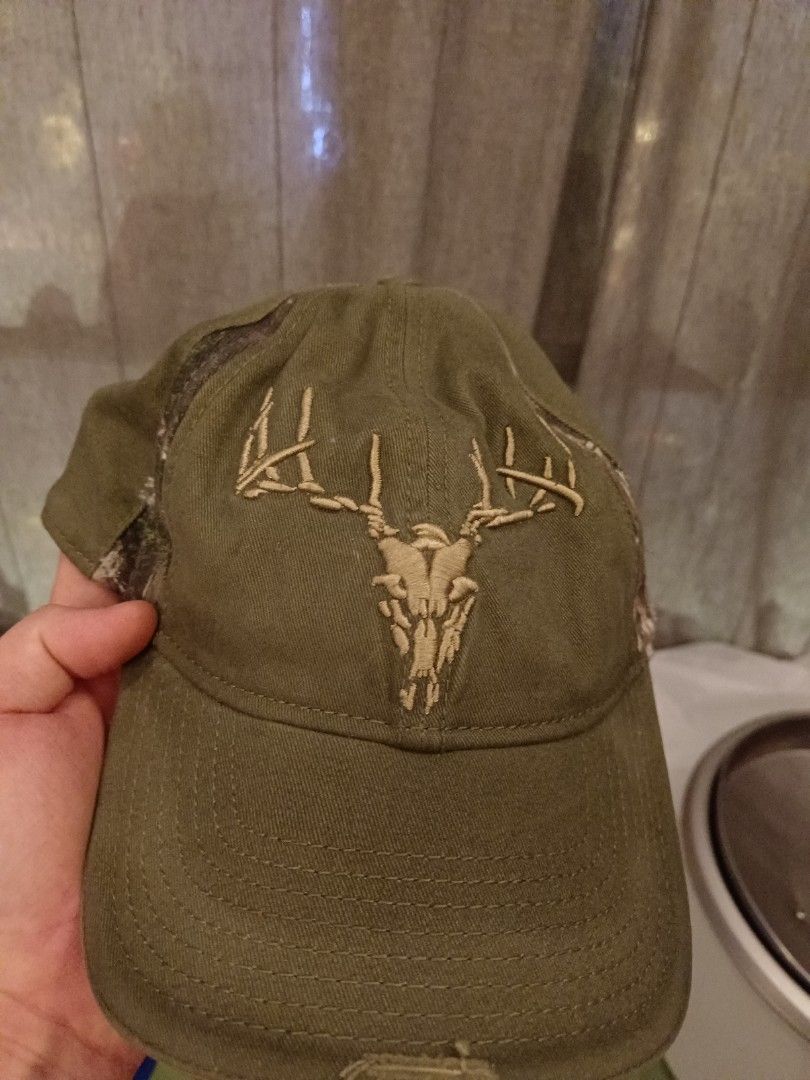 Vintage caps Superman Firestone Harley Buck Wear, Men's Fashion ...