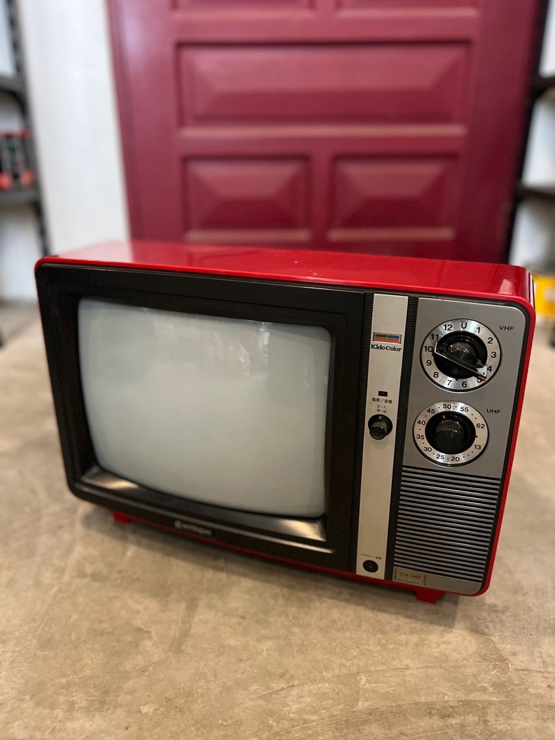 Vintage Japanese Hitachi Television, Hobbies & Toys, Memorabilia ...
