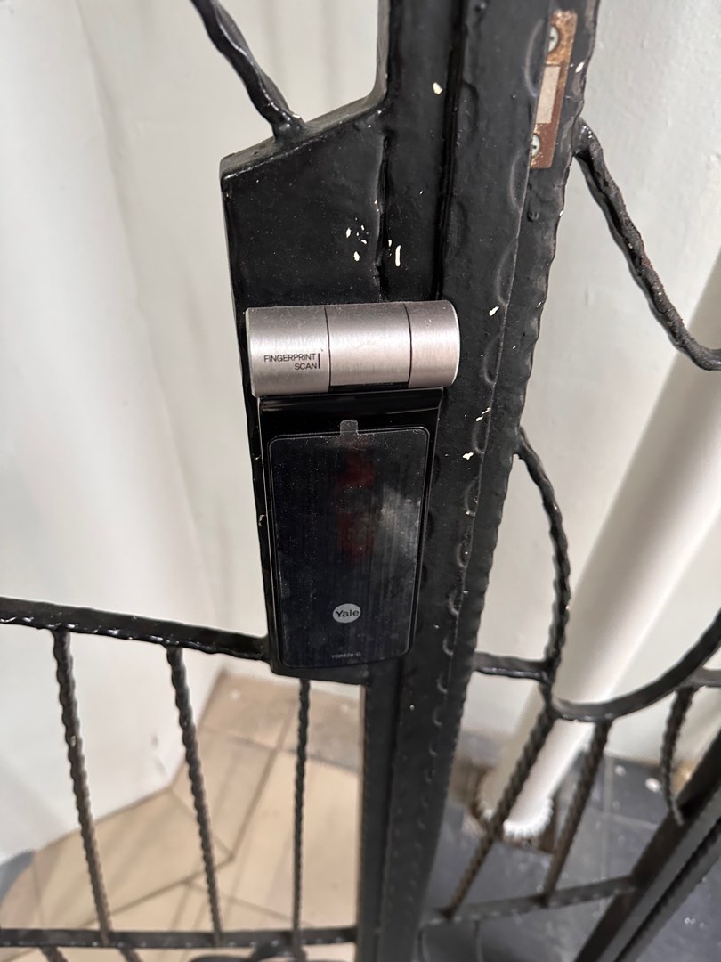 Yale door lock, Furniture & Home Living, Security & Locks, Locks, Doors ...