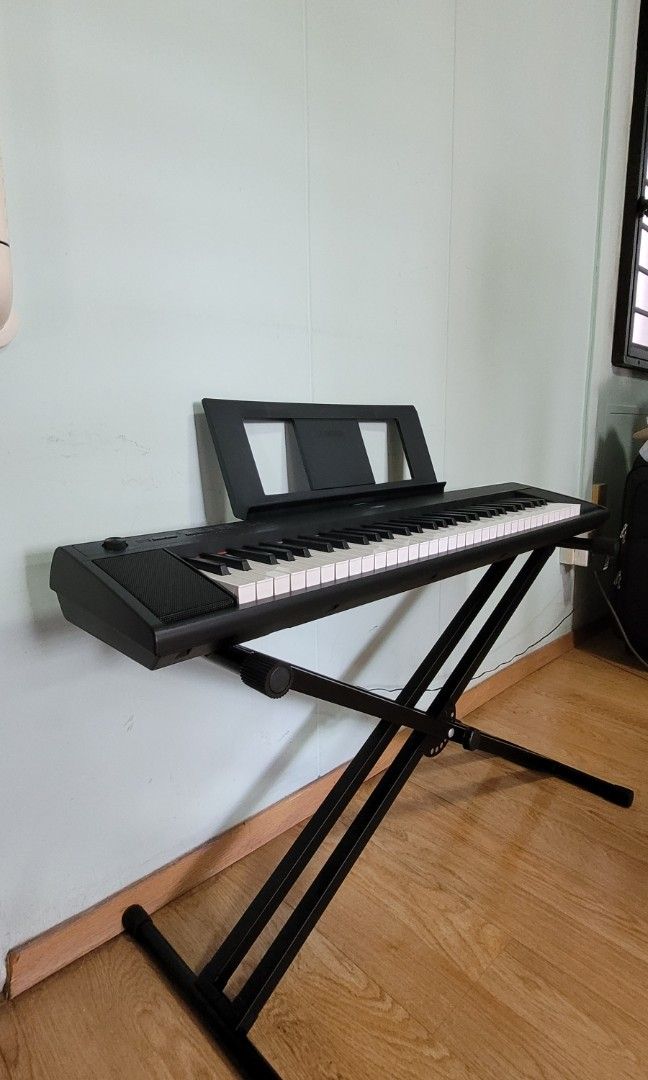Yamaha NP-12 Piaggero Piano Black 61 keys, Hobbies & Toys, Music ...