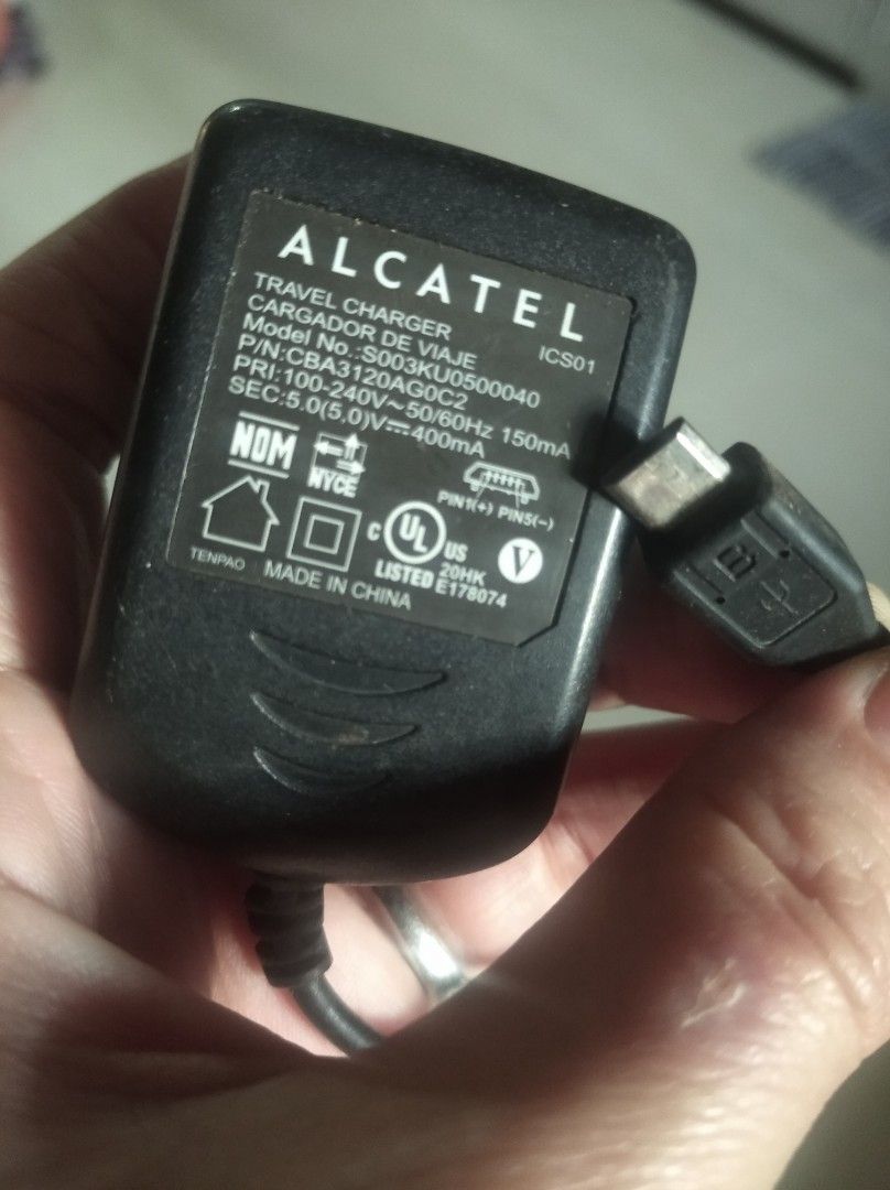 Alcatel charger USB type on Carousell