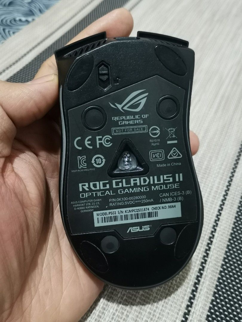 Asus ROG Gladius II wired P502, Computers & Tech, Parts & Accessories ...