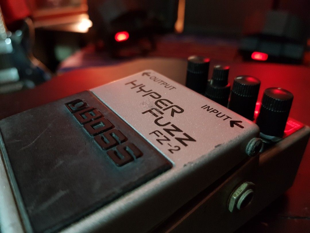 Boss Hyper Fuzz FZ-2 (Used), Hobbies & Toys, Music & Media, Musical ...