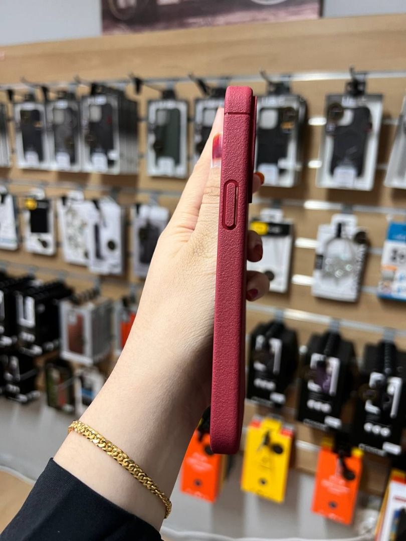 Caudabe Sheath for iPhone 14 Pro Max (MAGSAFE version) - Crimson Red ...