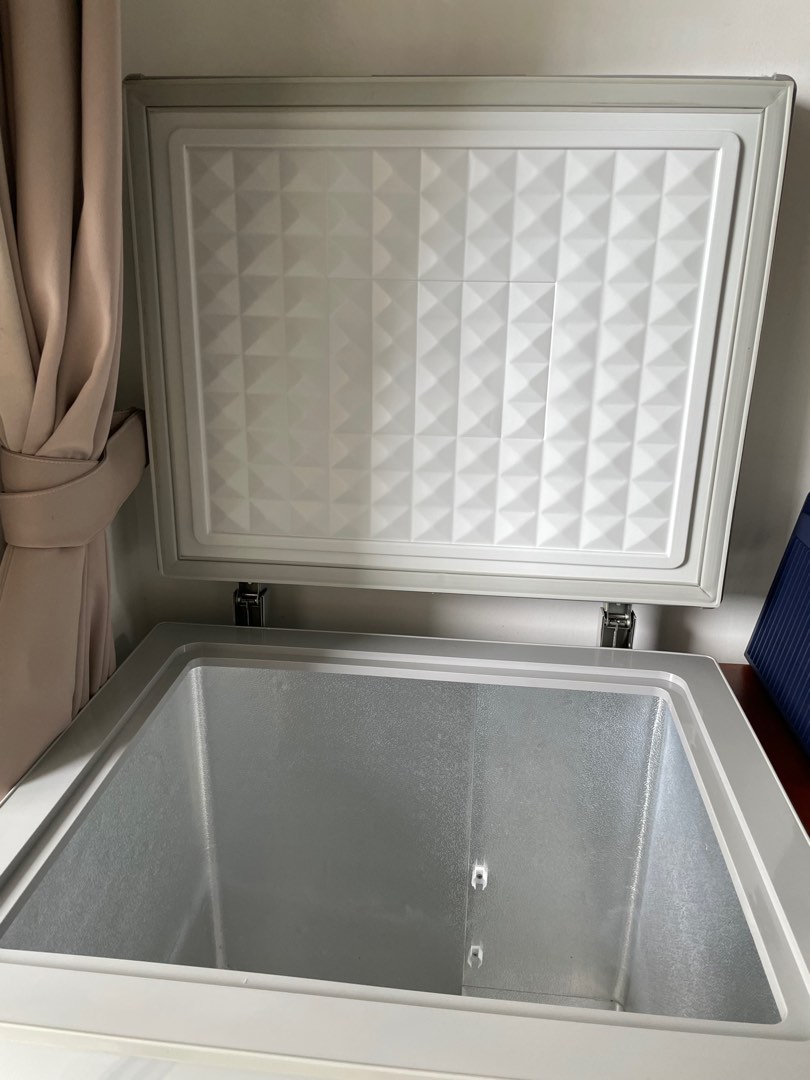 Chest Freezer, TV & Home Appliances, Kitchen Appliances, Refrigerators ...