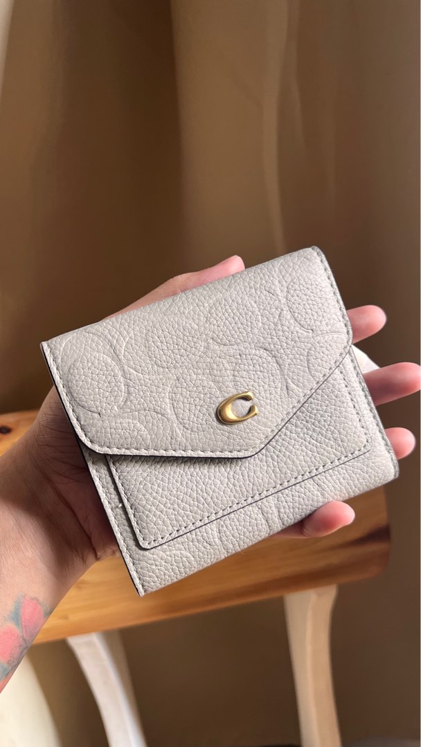 Coach Wyn Trifold Wallet, Women's Fashion, Bags & Wallets, Wallets ...
