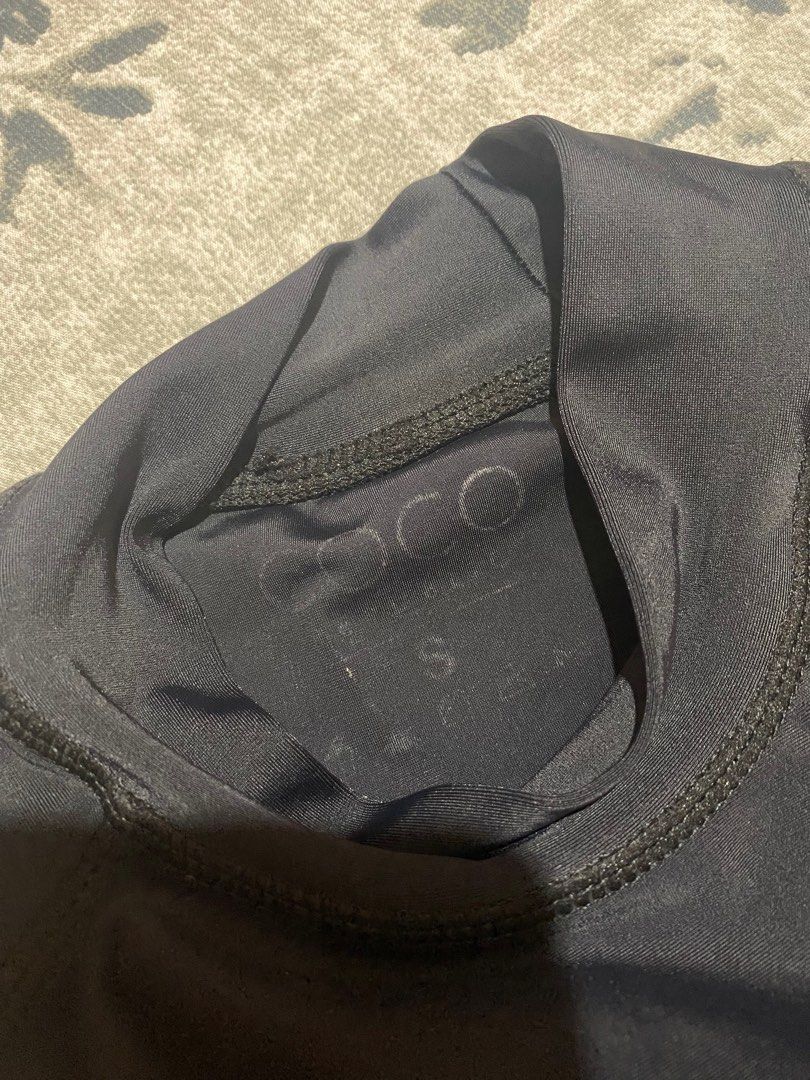 COCO REPUBLIC - Preloved Rash Guard on Carousell