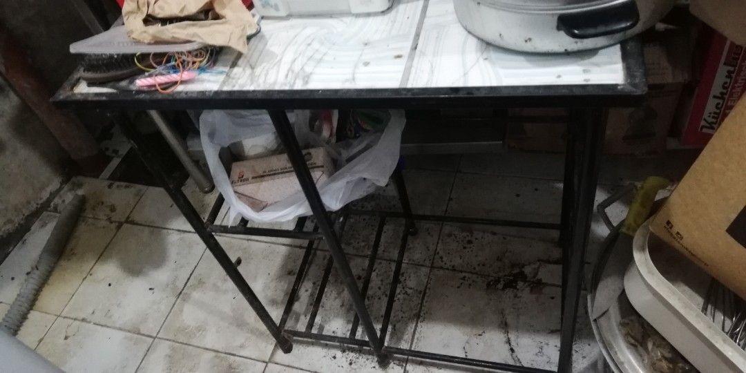 Gasul tank with table stove, TV & Home Appliances, Kitchen Appliances ...