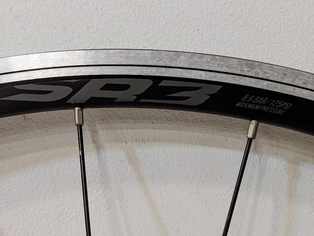 Giant SR3 wheelset (rear wheel only), Sports Equipment, Bicycles ...