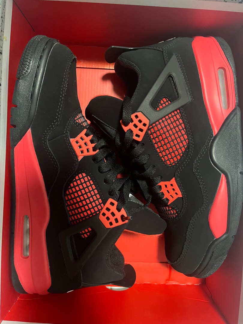 Jordan 4 red thunders, Men's Fashion, Footwear, Sneakers on Carousell