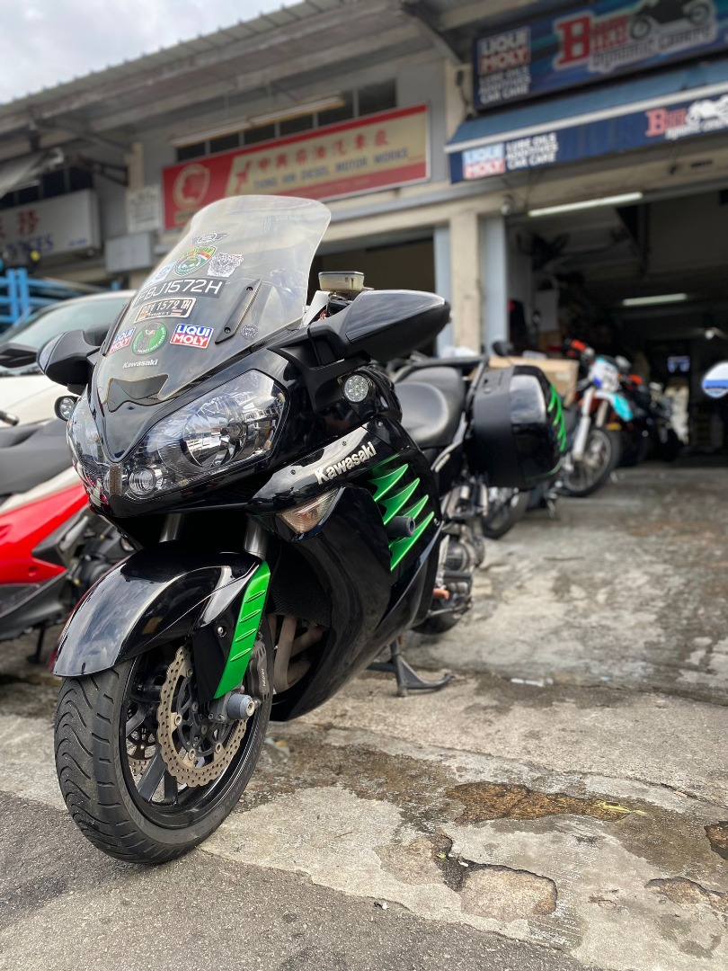 KAWASAKI GTR1400 USED | Concourse | Xmax300 | R15 V4 | Nmax | Aerox ...
