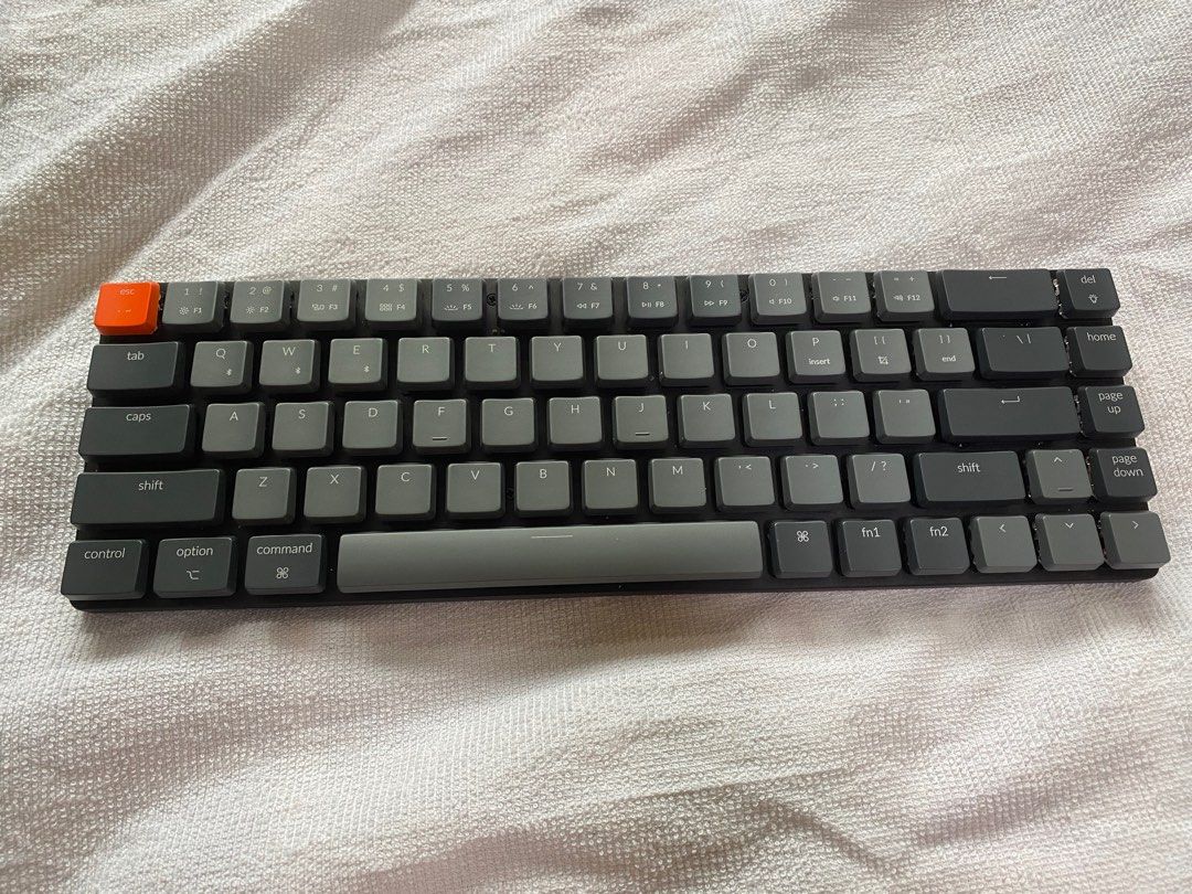 Keychron K7 with case, Computers & Tech, Parts & Accessories, Computer ...