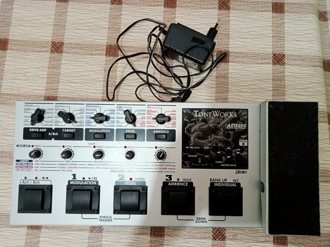 KORG AX1500G modeling signal processors Pedal, Hobbies & Toys, Music ...