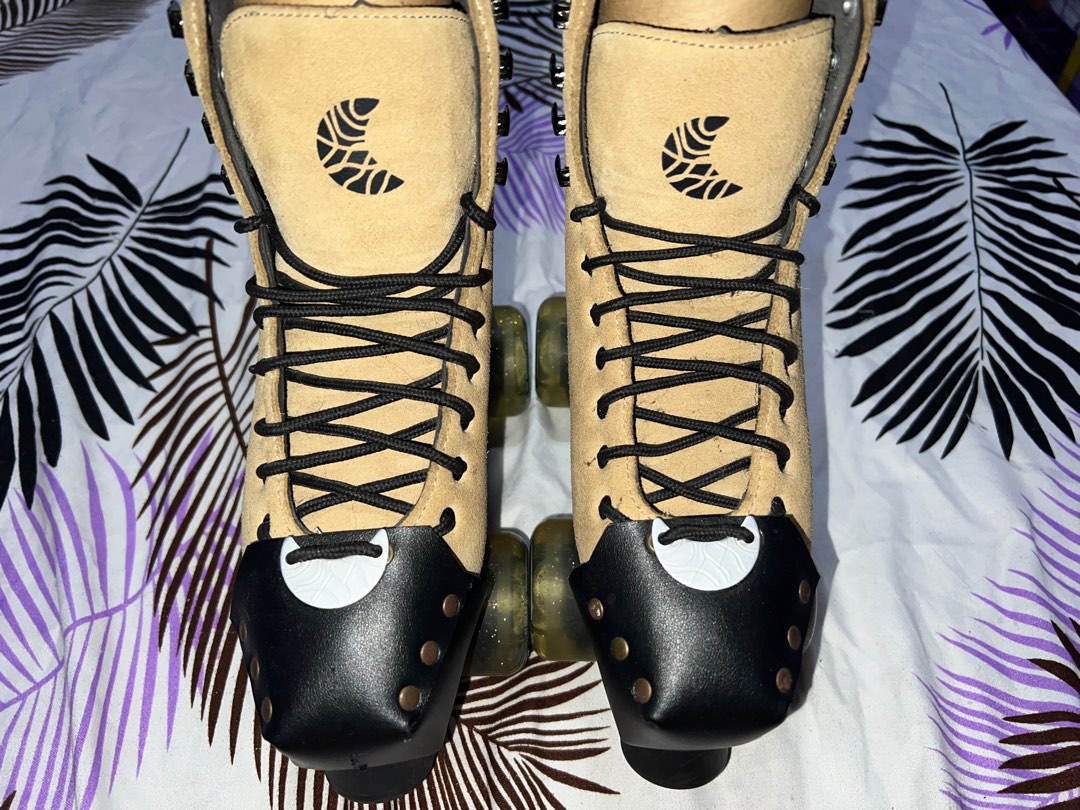 Luna Savannah Skate On Carousell