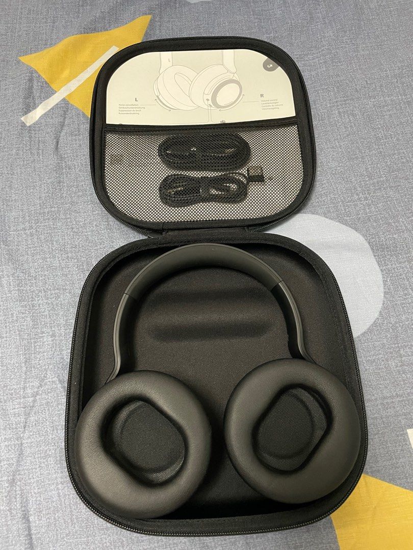 Microsoft Surface Headphones 2, Audio, Headphones & Headsets on Carousell
