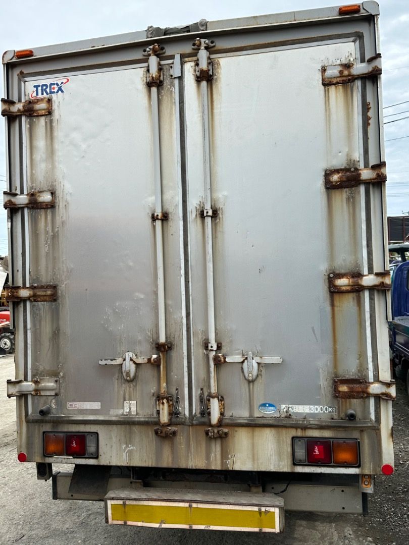 Mitsubishi wing van, Commercial & Industrial, Construction & Building ...