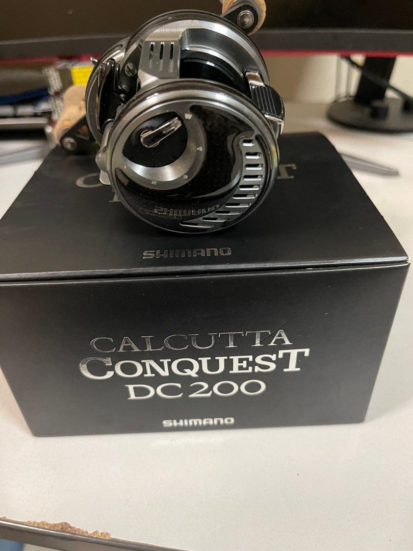 calcutta conquest DC200, Sports Equipment, Fishing on Carousell