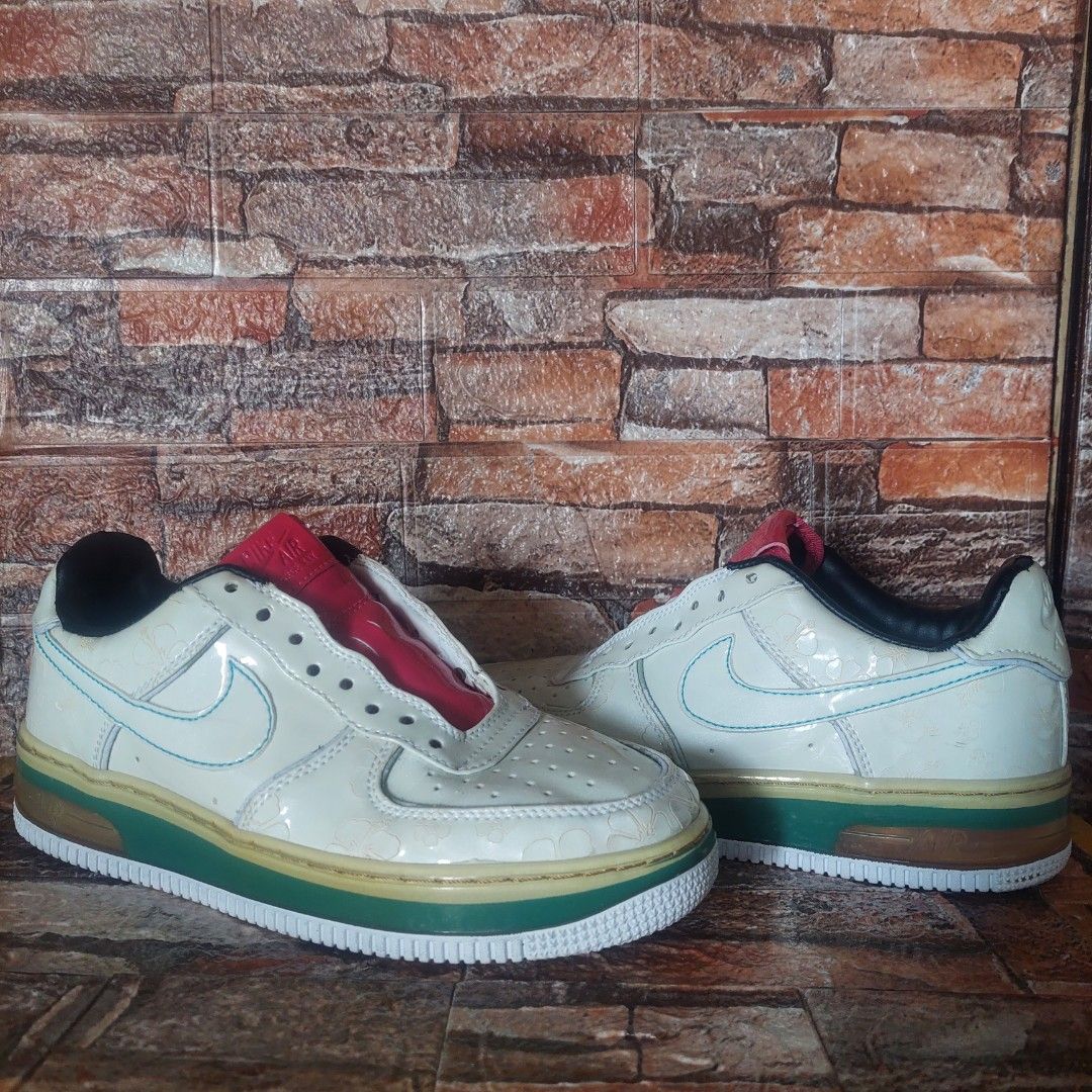 Nike AF 1 low supreme max air '07, Fesyen Pria, Sepatu , Sneakers di ...