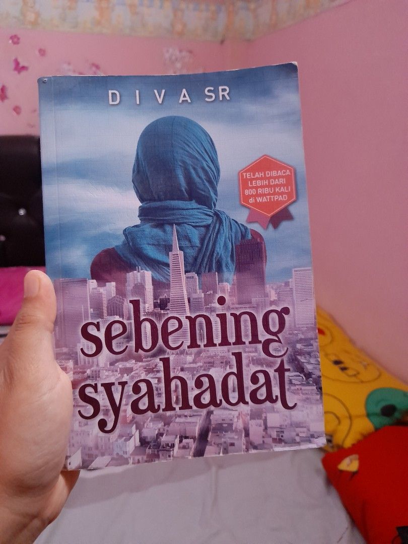 Novel sebening syahadat, Buku & Alat Tulis, Buku di Carousell