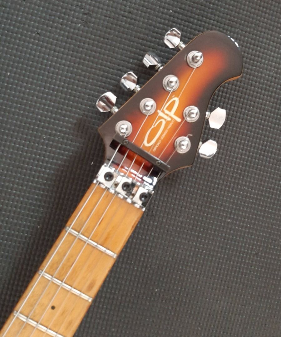OLP "Music Man Axis" with Floyd Rose Special tremolo, Hobbies & Toys ...