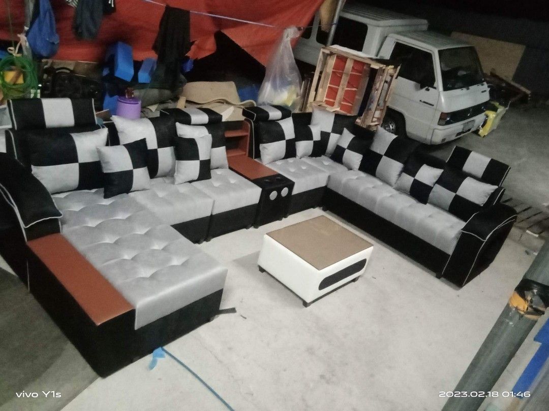 On hand big sala set with cup holder on Carousell