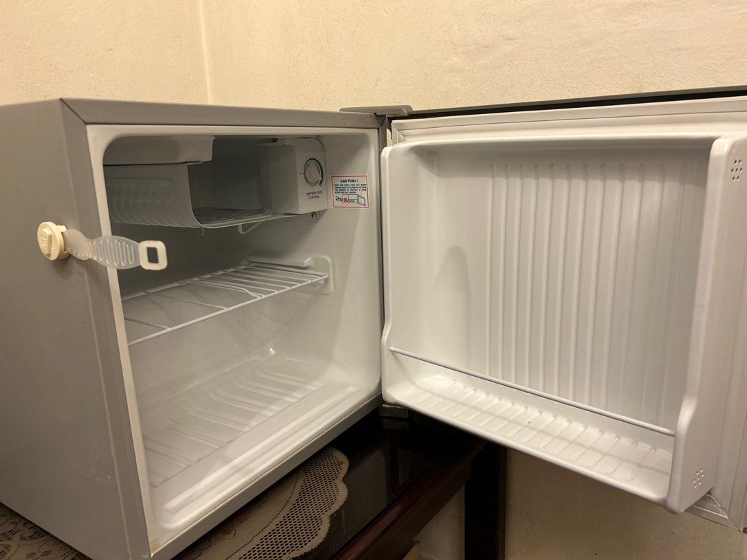 Panasonic mini fridge, TV & Home Appliances, Kitchen Appliances ...