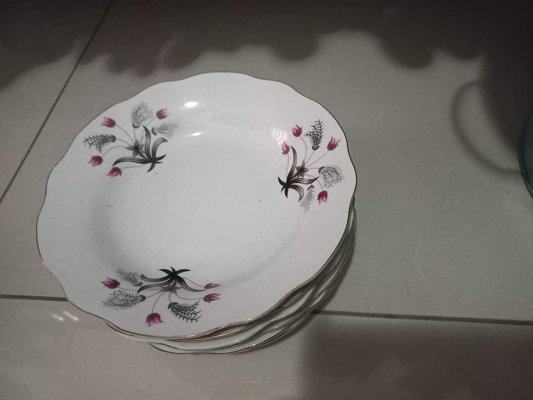 Pinggan antik bunga lalang ungu, Hobbies & Toys, Collectibles ...