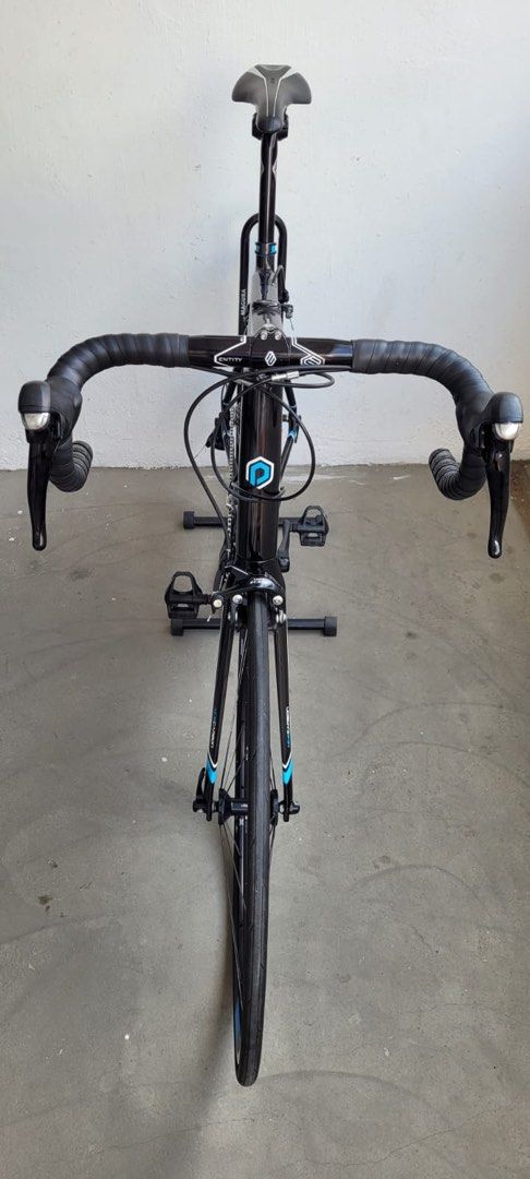 Polygon Helios C6 Carbon Road Bike, Sports Equipment, Bicycles & Parts ...