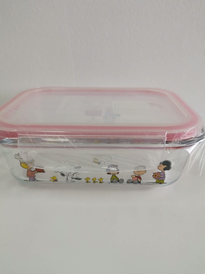 Pyrex x Peanuts (Snoopy) Limited Edition Glass Storage Container with ...
