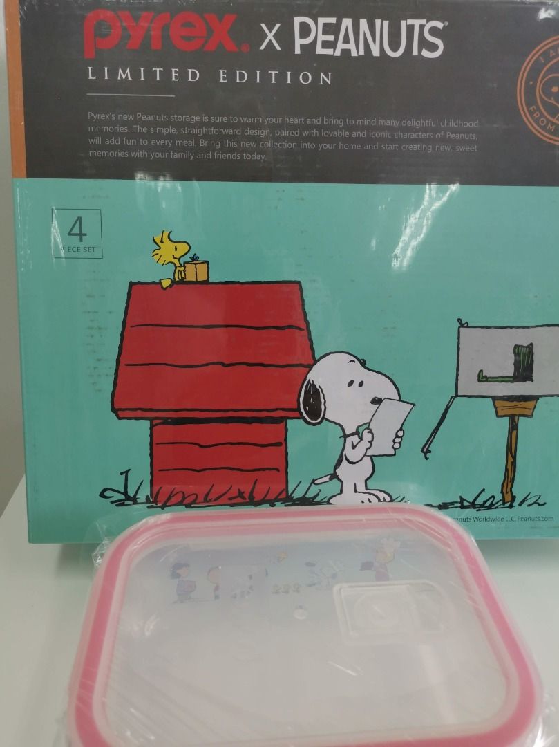 Pyrex x Peanuts (Snoopy) Limited Edition Glass Storage Container with ...