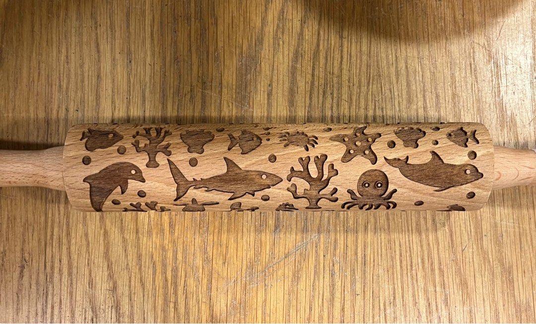Rolling pins with embossed patterns, Furniture & Home Living ...