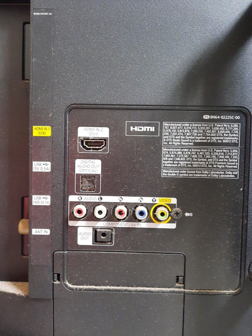 Samsung 32" tv, TV & Home Appliances, TV & Entertainment, TV on Carousell