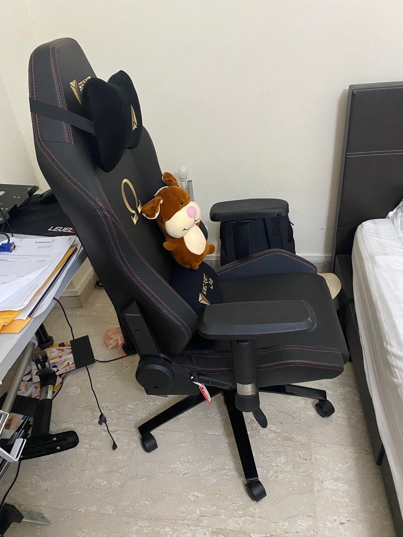 Secret Lab Omega Stealth , Furniture & Home Living, Furniture, Chairs ...