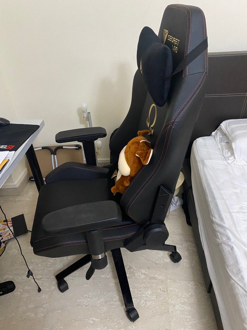 Secret Lab Omega Stealth , Furniture & Home Living, Furniture, Chairs ...