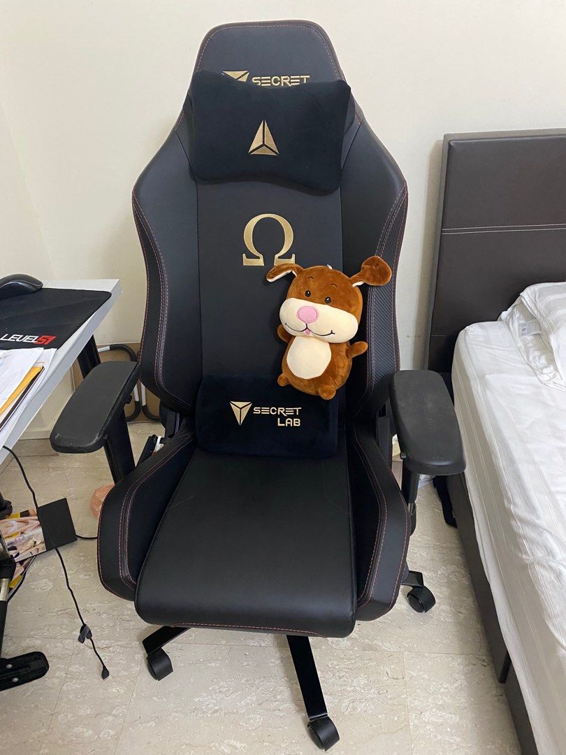 Secret Lab Omega Stealth , Furniture & Home Living, Furniture, Chairs ...
