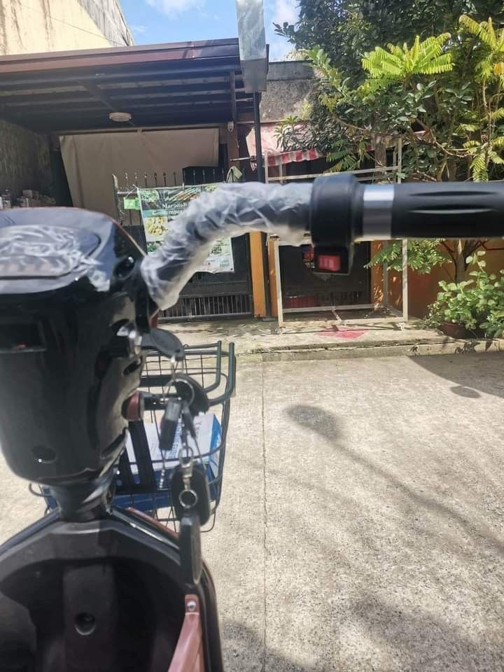 SK GICIN V1 ELECTRIC BIKE WITH PEDAL(WHITE ONLY), Sports Equipment, Bicycles & Parts, Bicycles ...