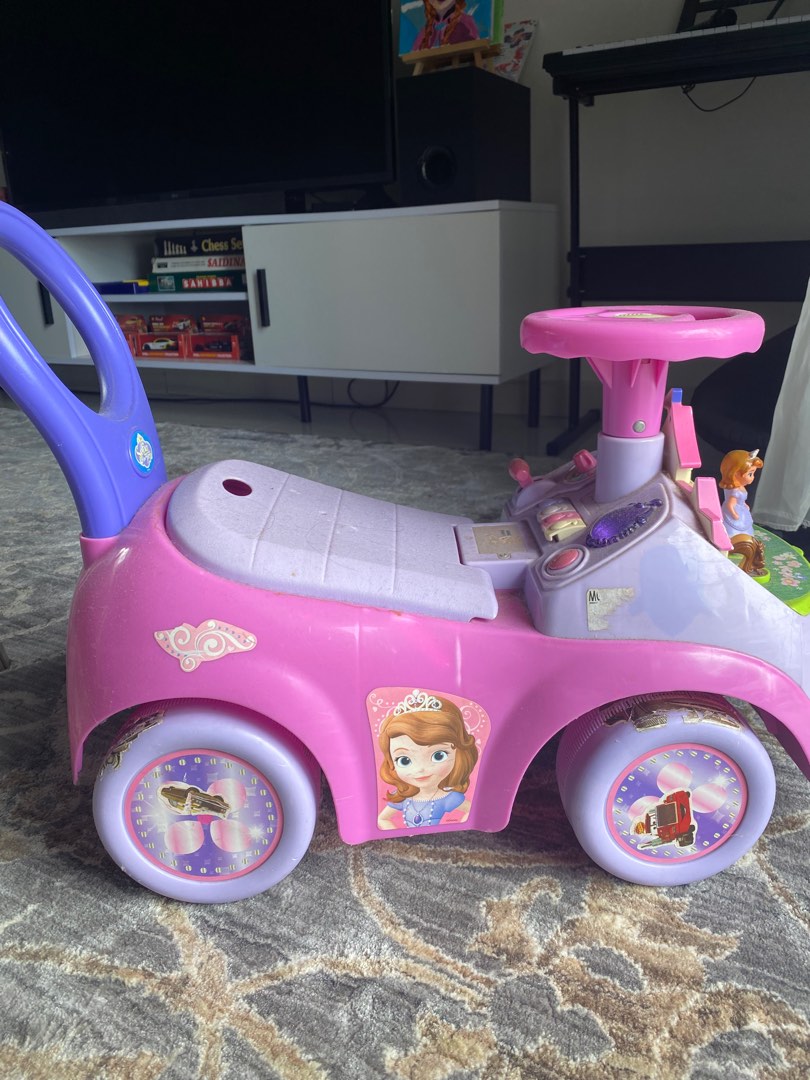 Sofia car, Babies & Kids, Infant Playtime on Carousell