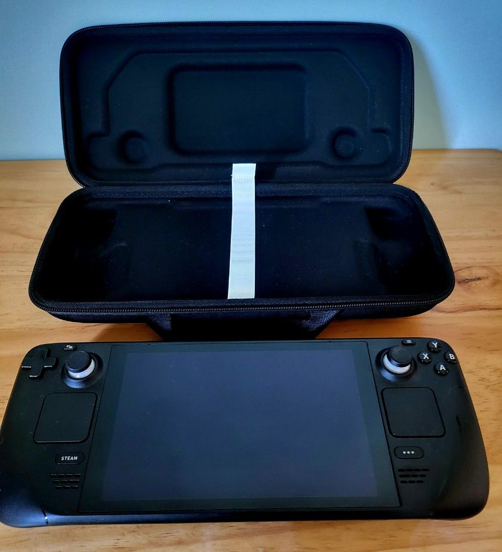Steam Deck 64GB with 1TB A2 U3 Sandisk MicroSD Card, 電子遊戲, 電子遊戲機, 其他 ...