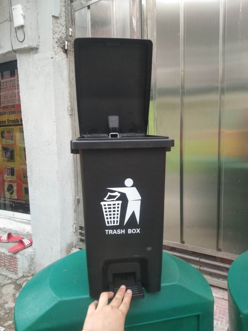 step on bin clip trash bin 15 liters, Furniture & Home Living, Cleaning ...