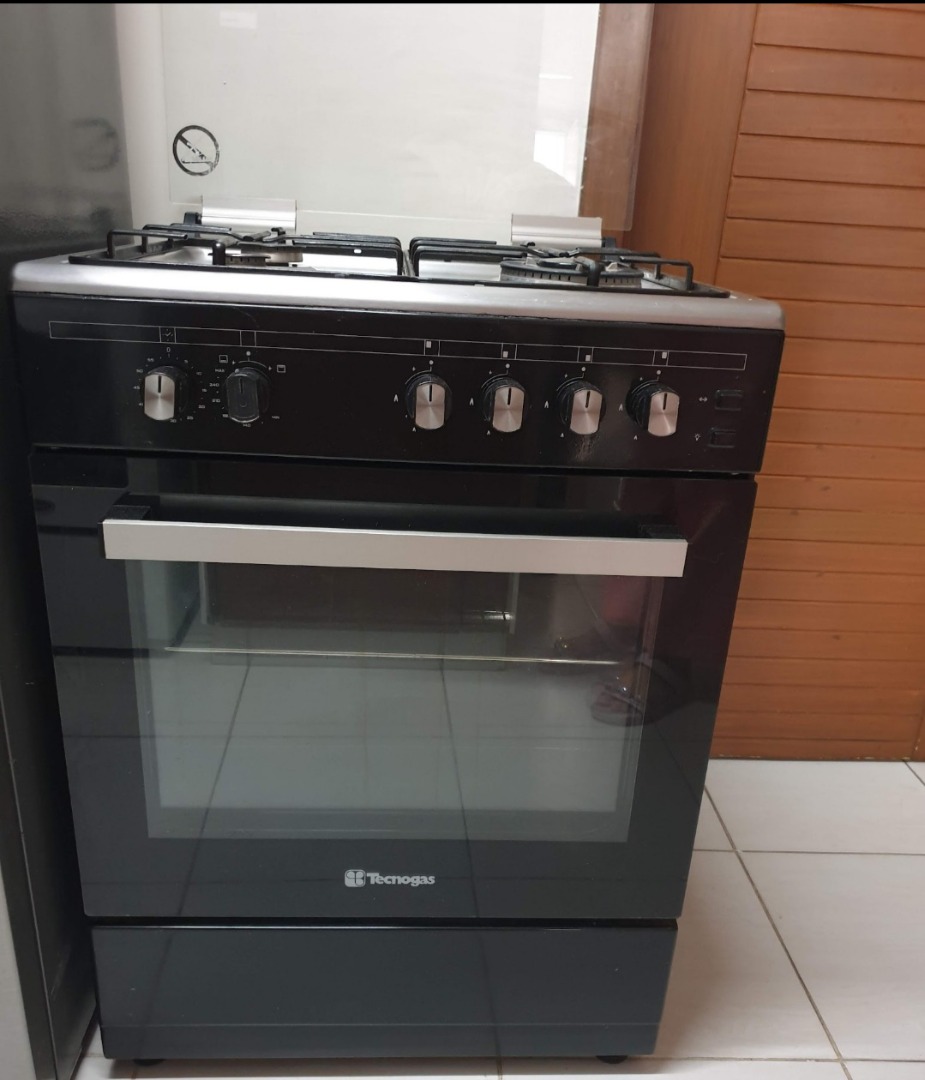 Technogas Gas stove with oven, TV & Home Appliances, Kitchen Appliances ...