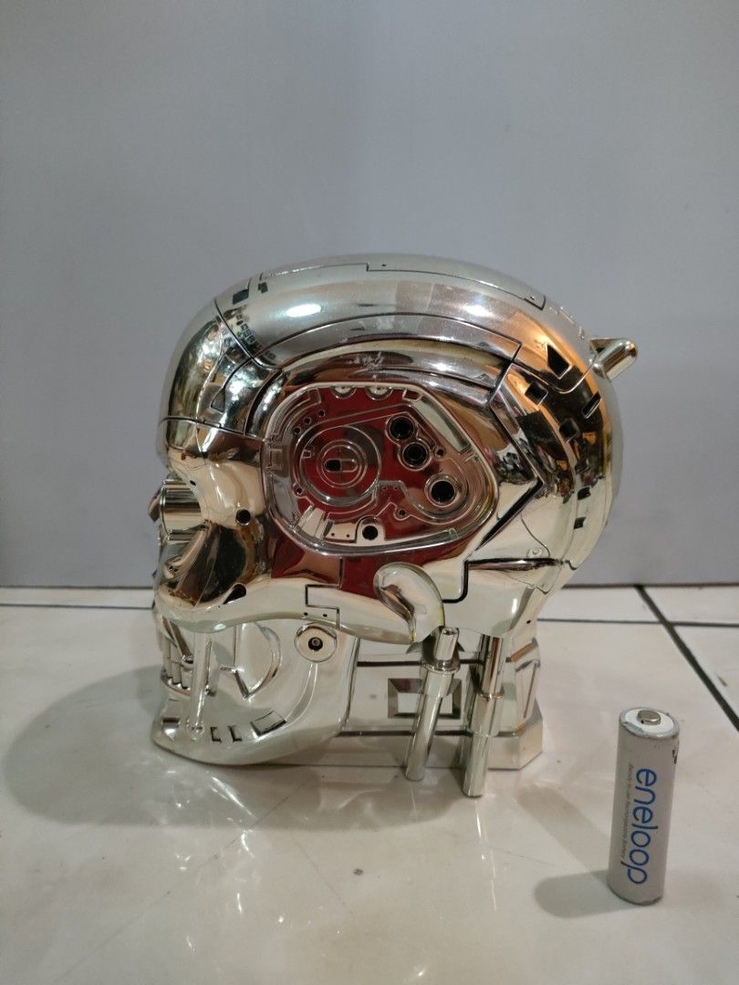 TERMINATOR T2 CHROME HEAD, Hobbies & Toys, Toys & Games on Carousell