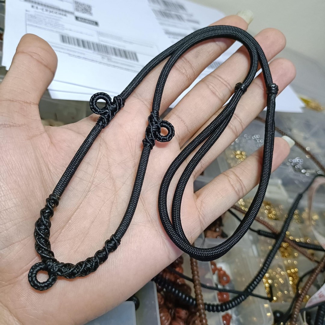 Thai Amulet Necklace, Hobbies & Toys, Memorabilia & Collectibles ...