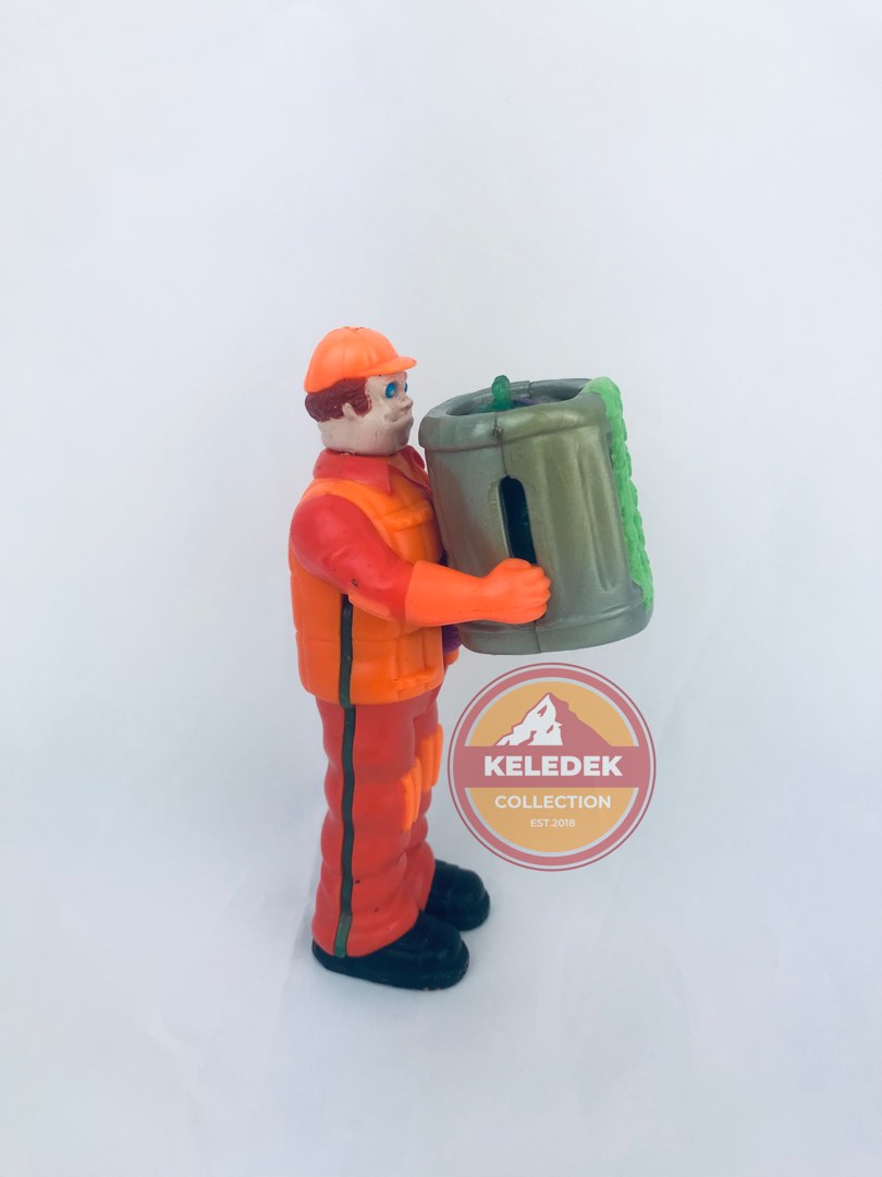 The Real Ghostbusters Haunted Humans Terror Trash Can Man Action Figure ...