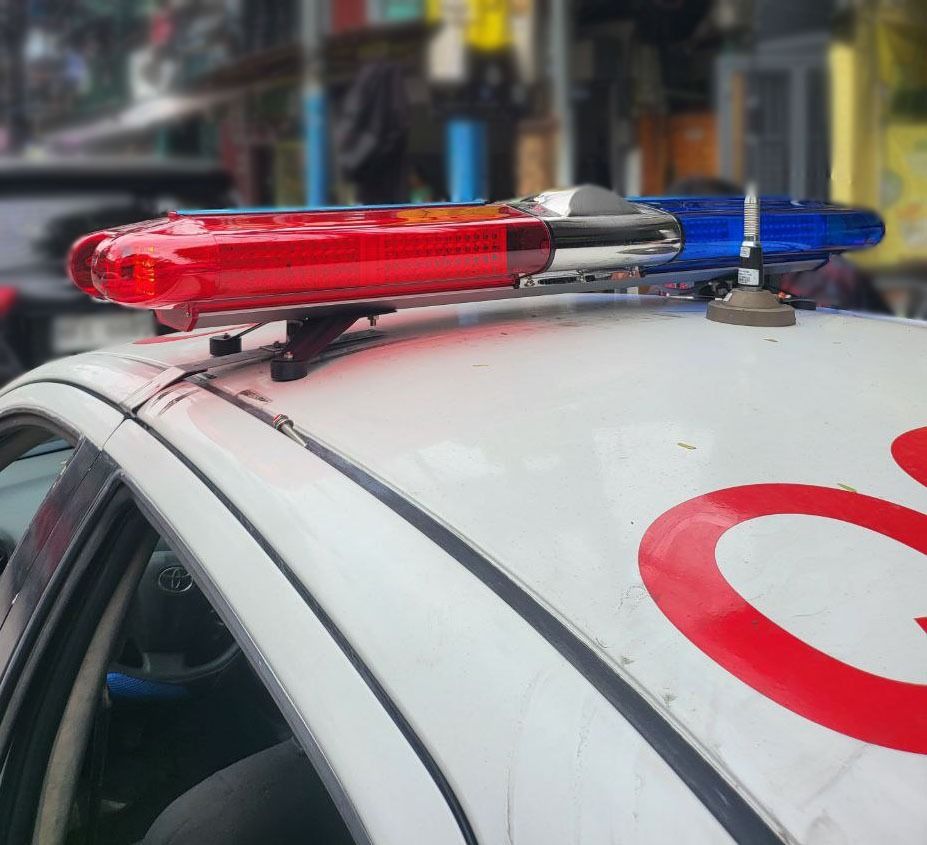 Toplight Ambulance Blinker Red and Blue LED, Car Parts & Accessories ...