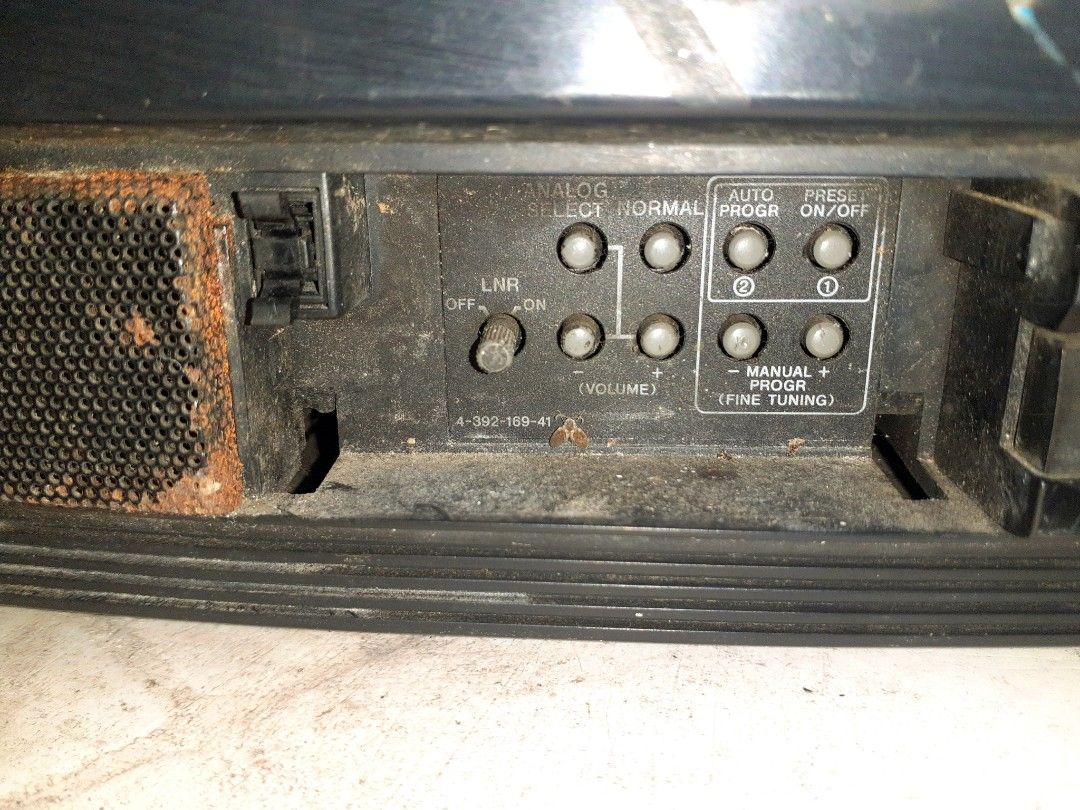 Vintage Black Sony Trinitron 15" Inch Color TV / Working - As Is ...