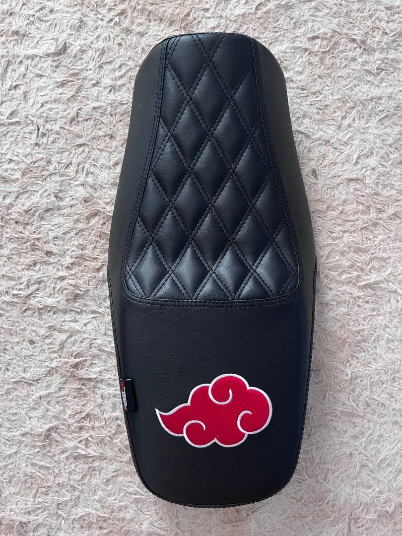 Yamaha Xsr 155 custom leather seat with Akatsuki embroidery ...
