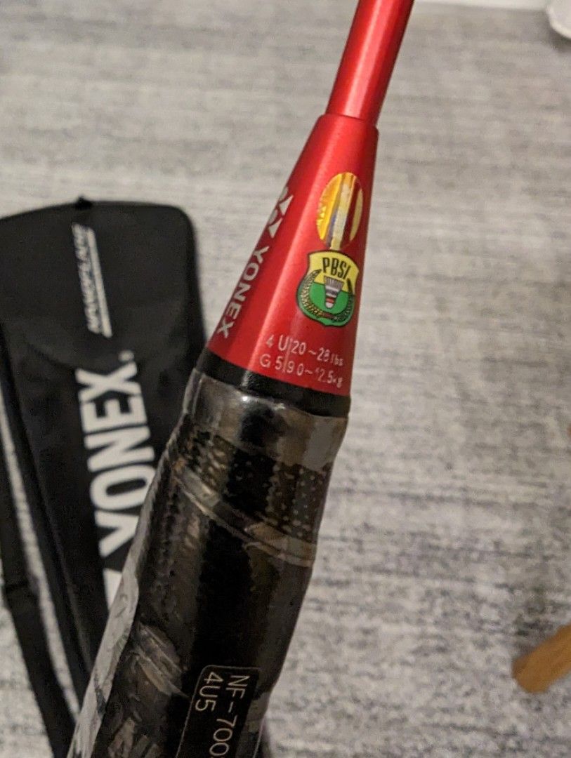 Yonex Nanoflare 700 4U Red Brand New Badminton Racket Victor Lining ...
