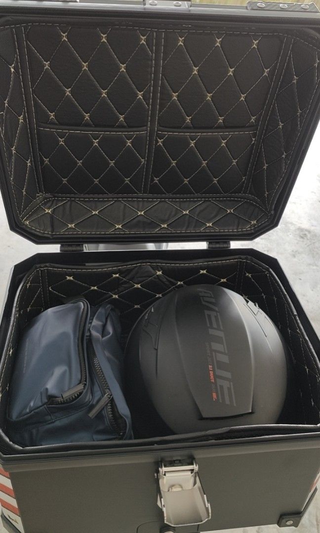 55L Top Box light weight, Motorcycles, Motorcycle Accessories on Carousell